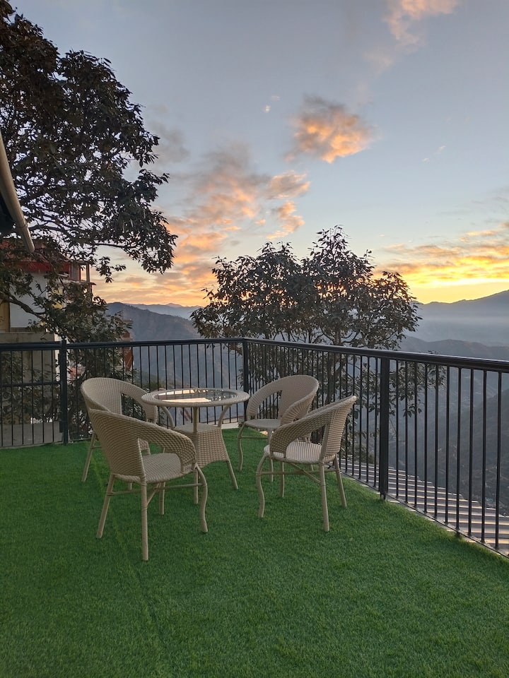 2–3br Villa In Chail. Near Shimla. Sunrise Views. - Chail