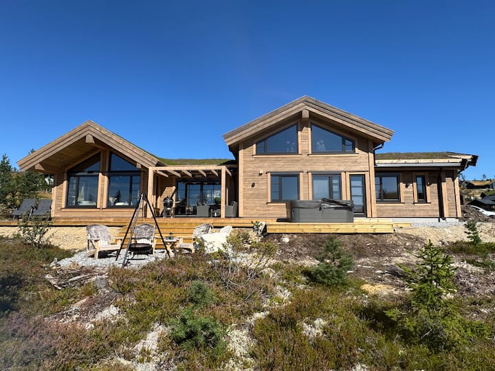 Hytte Med Ski In/out, Jacuzzi, Badstu. Strøm Inkl. - Norwegen