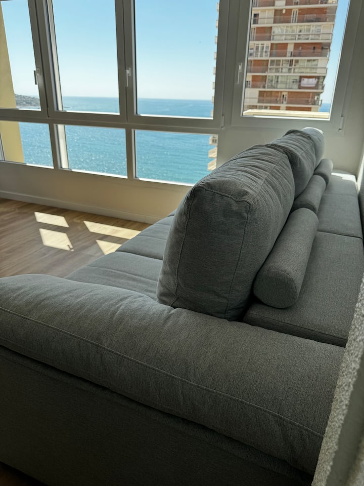 Vistas Al Mar Desde El Sofá | Apartamento Nuevo - Alicante