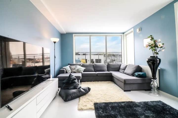 Penthouse With Huge Terrace & City Views - Oslo