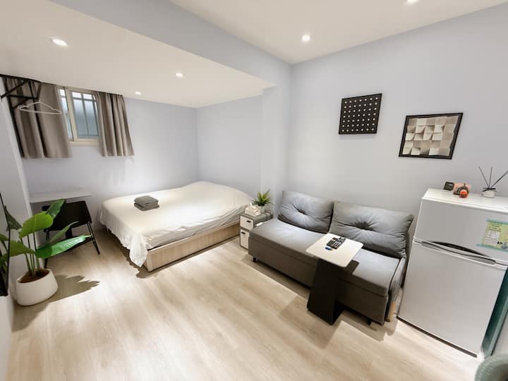 A 捷運東門站五分鐘 摩登雙人房 永康街 大安森林公園 - Taipei City