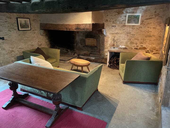Extraordinaire Maison De Campagne En Limousin - La Souterraine
