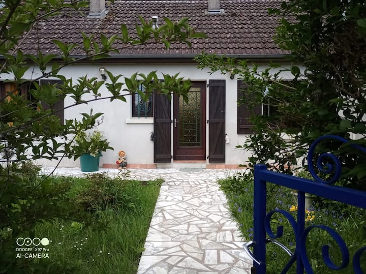 Chez Isa 
Gite Cosy 
Trés Bien Située 
Beauval 5km - Saint-Aignan-sur-Cher