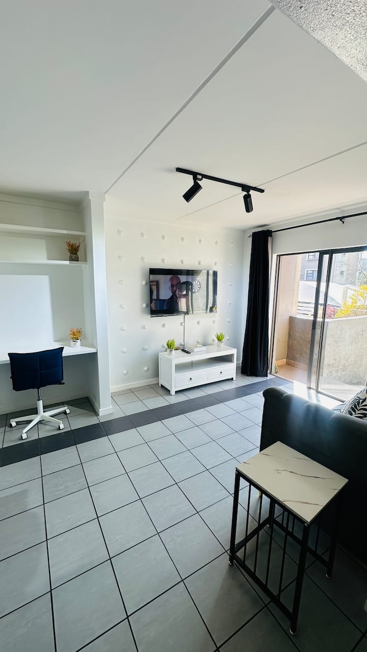 Gorgeous Apartment - Sandton