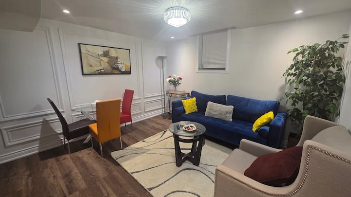 Luxury Suite Apartment | Full Kitchen - ミシサガ