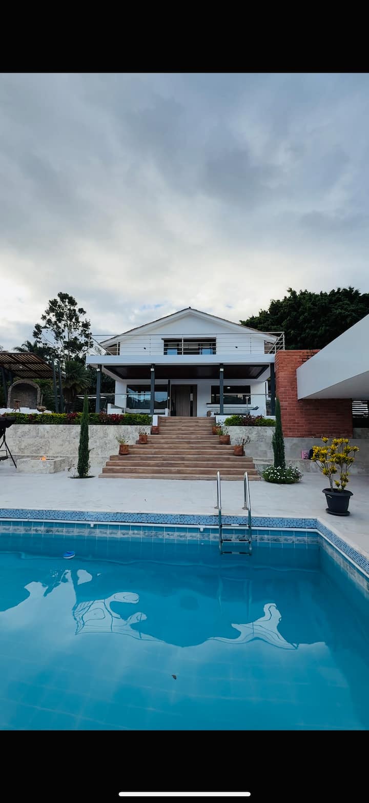 Quinta 5 Princesas - Santa Isabel