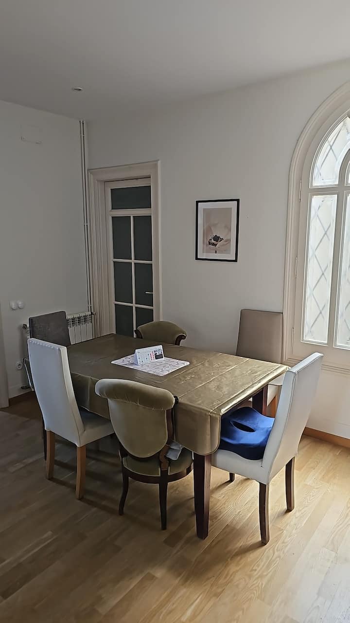 Bella Habitación Cuádruple Con Baño Privado ² - Barcelona
