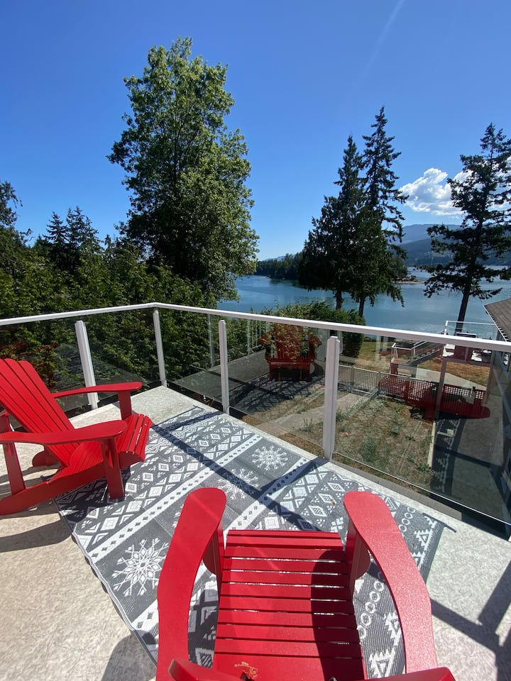 Ocean Front Suite On Shell Beach - Ladysmith, Canadá
