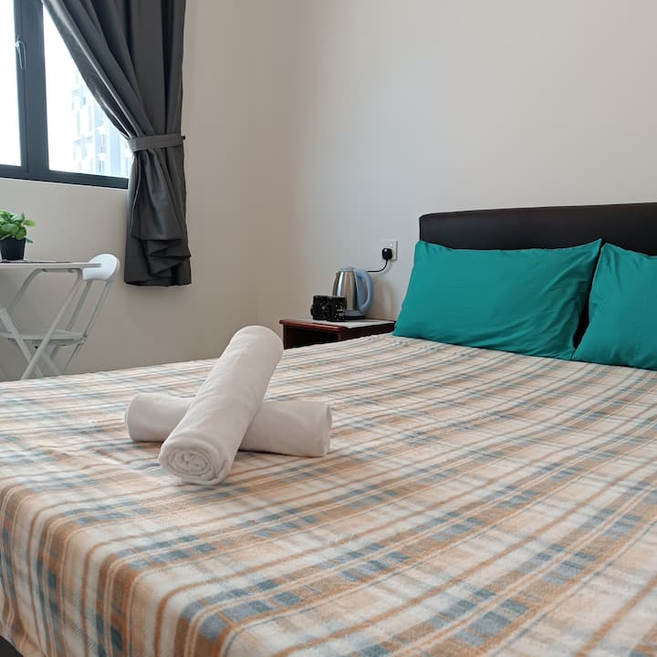 Home Stay-thesun8@queenbay@1r#3pax@usm@ftz - Bayan Lepas