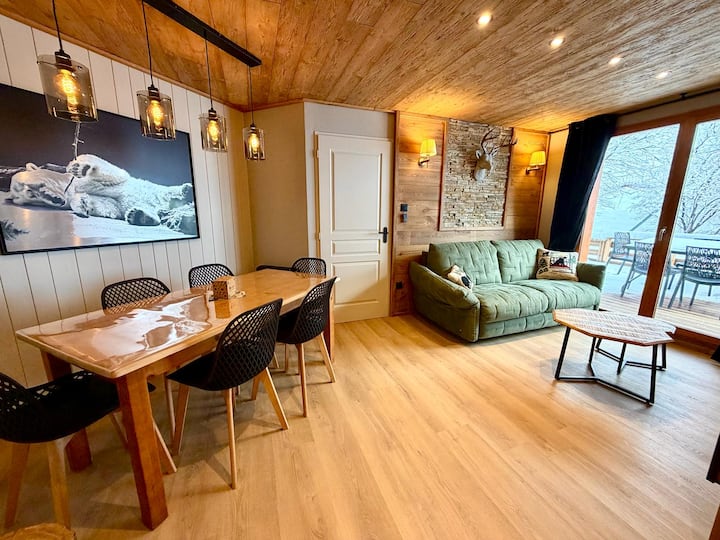 Superbe 42m² Rénové Pied Piste Avec Parking à 1800 - Les Orres