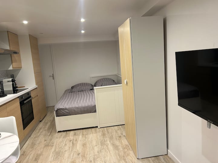Studio Moderne Proche Paris & Disney –2 Personnes - Gagny