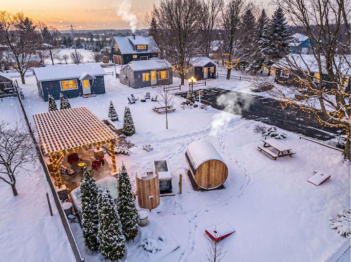 Cabin 10 / Arcadia Resort - Arcadia, MI