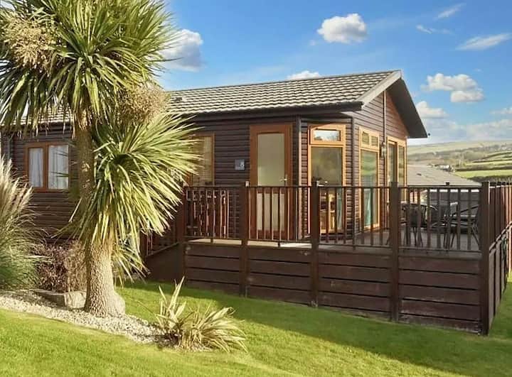 Cornish Cove Lodge With Private Hot Tub - Tintagel