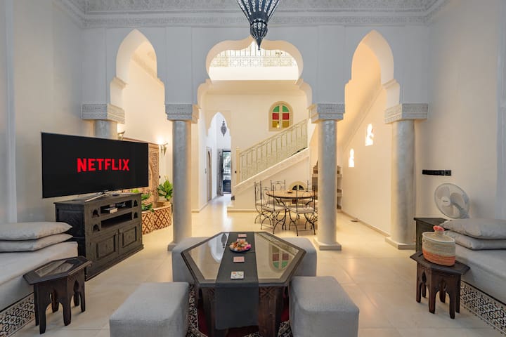 Near Marrakech Stadium 4br Riad + Pool Afcon 2025 - Marrakech