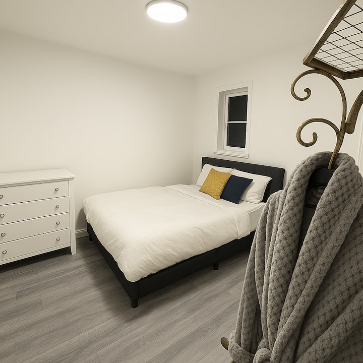 Modern Guest House - Crawley