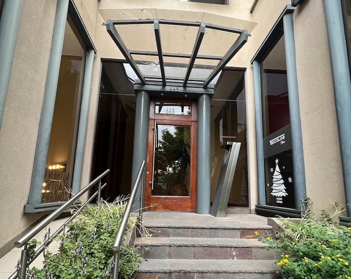 Mono 9 E/45 Y 46 Piso 3 - La Plata