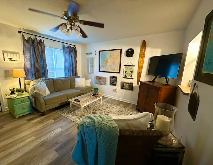 Floppsy Flipp Inn - Fort Walton Beach, FL