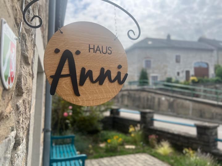 Haus ÄNni - Historisches Heim Am Tor Zur Eifel - Aachen