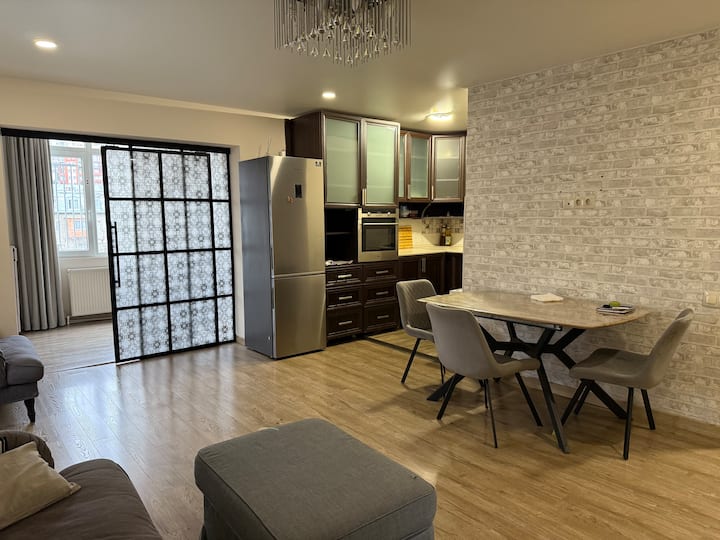 Cozy & Budget Apartment - Georgia
