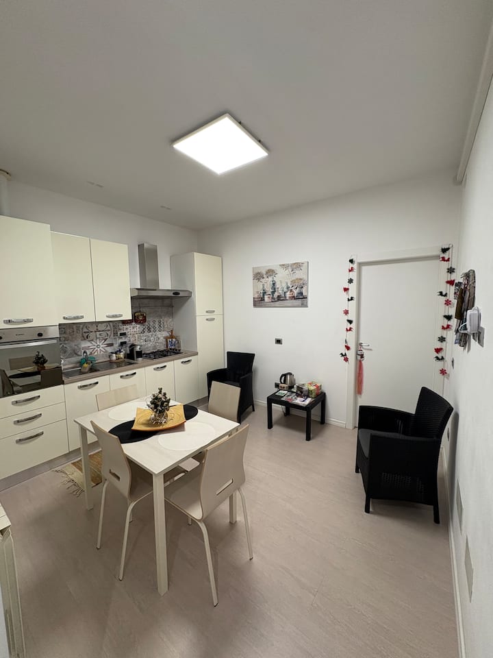 Casa Di Caty 2-centro Storico- Con Cortile Privato - Bologna