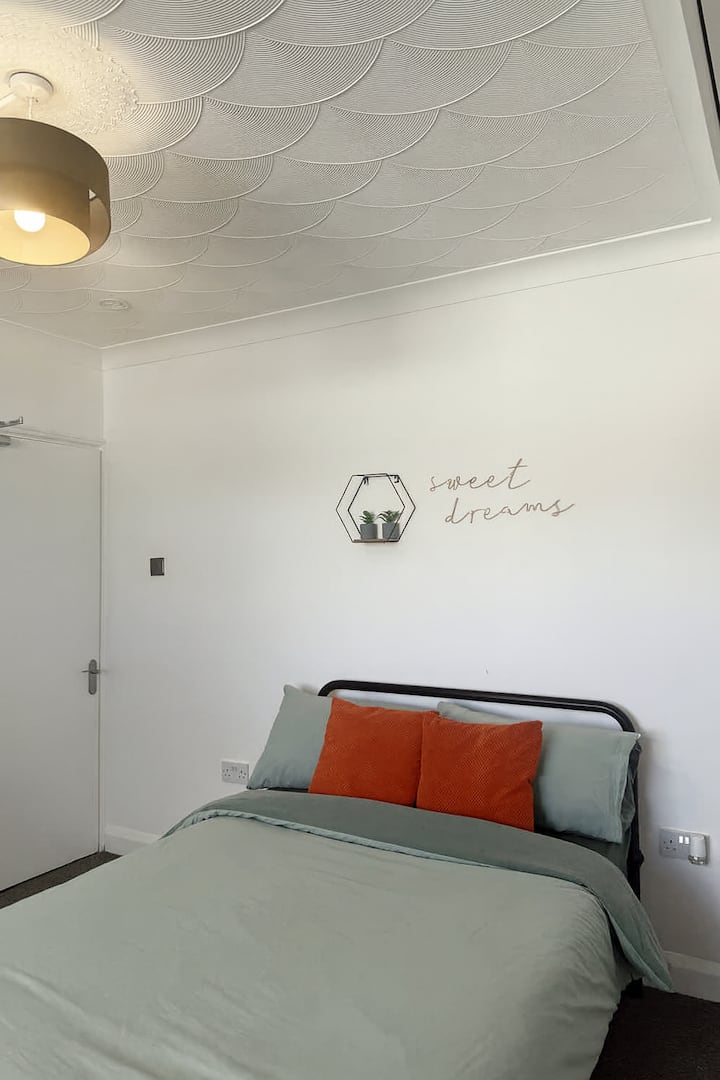 Perfectly Cosy Studio, In Kent - Dartford