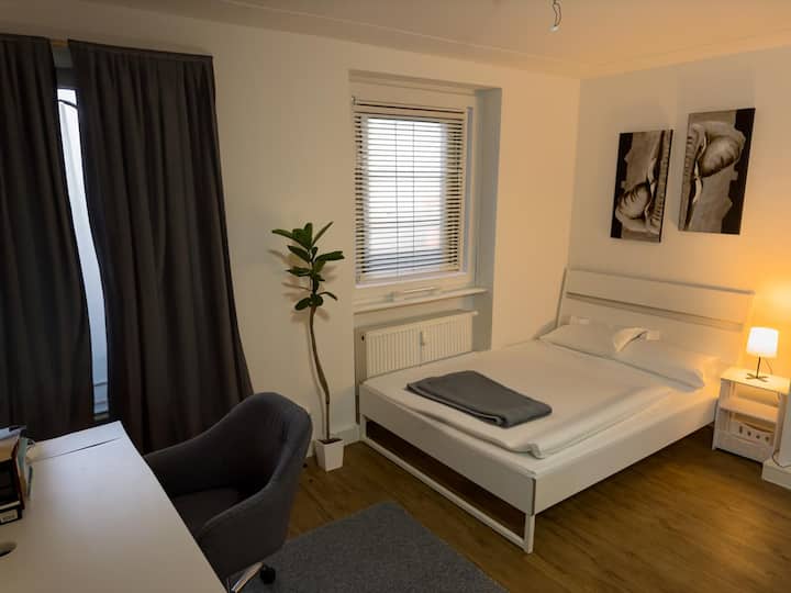 Modern Double Room - Dortmund