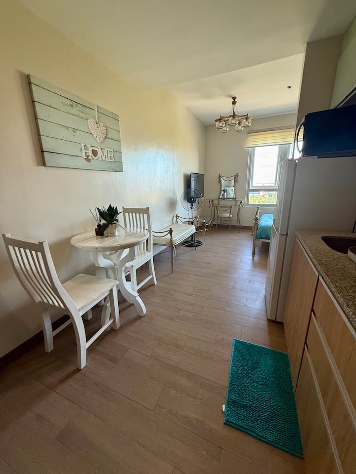 Rustic Charm Prime Suite - Tanza