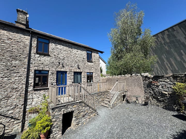 Number Two, Yard 12 - Kendal