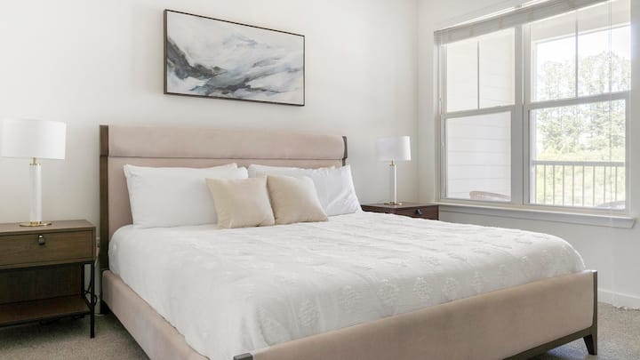 Landing | Stylish 1bd, Yoga Studio, Gym - Smyrna, GA