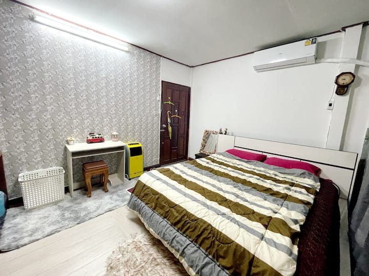Thai Homestay Studio Room,dmkairport20min,bts5min - Bang Khen