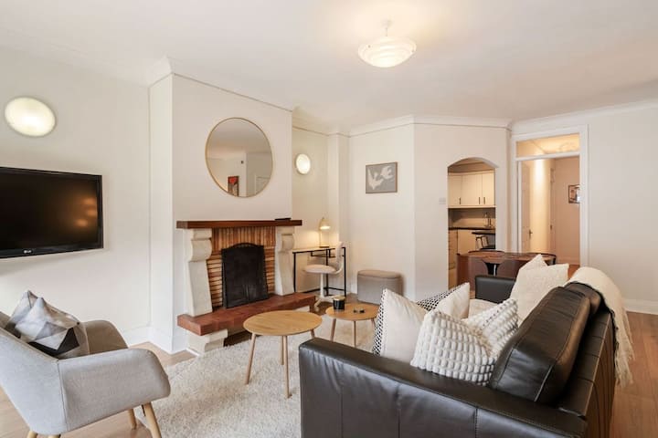 Spacious 2-bed In Dublin 4 - Portmarnock