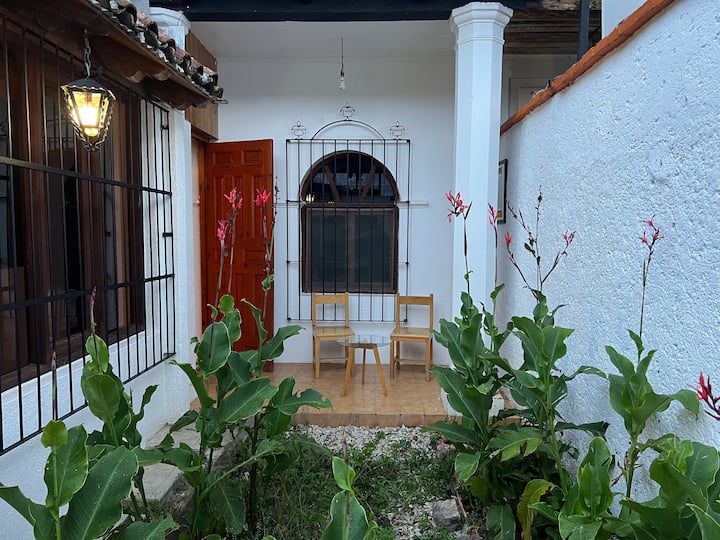 Adobe, Casa En El Centro De San Cristóbal - San Cristóbal de Las Casas