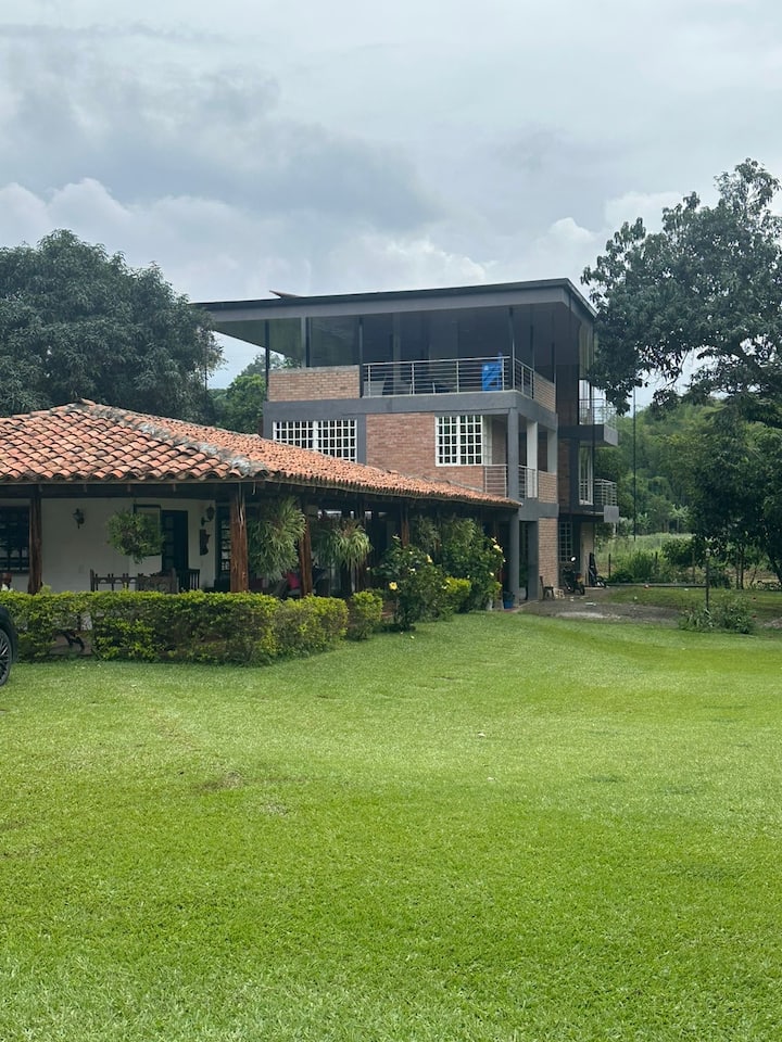 Hermosa Casa Campo Con Piscina - Jamundí