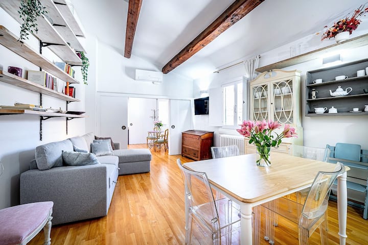 Hygge Style & View | 2br 2ba In Oltrarno - Florence