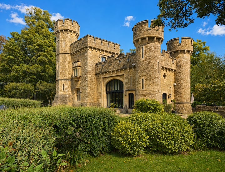 Real Castle Stay Entire Property, 10 Mins Bath - Bradford-on-Avon