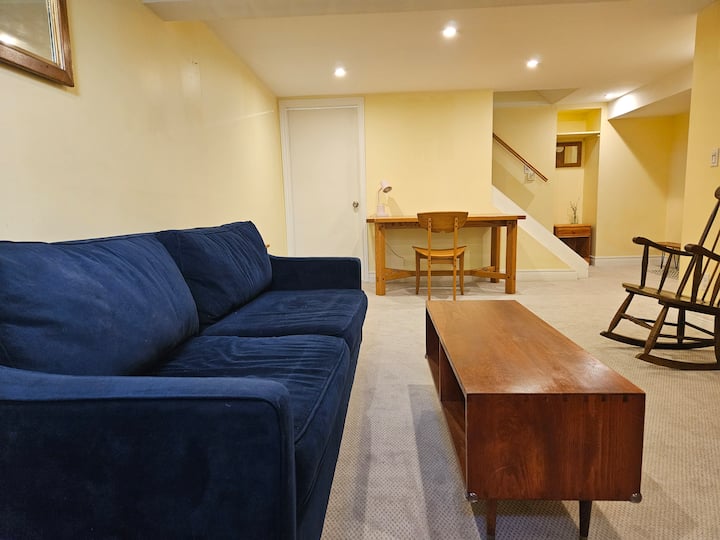 Bright Old Town Getaway With Kitchen - Niagara-on-the-Lake