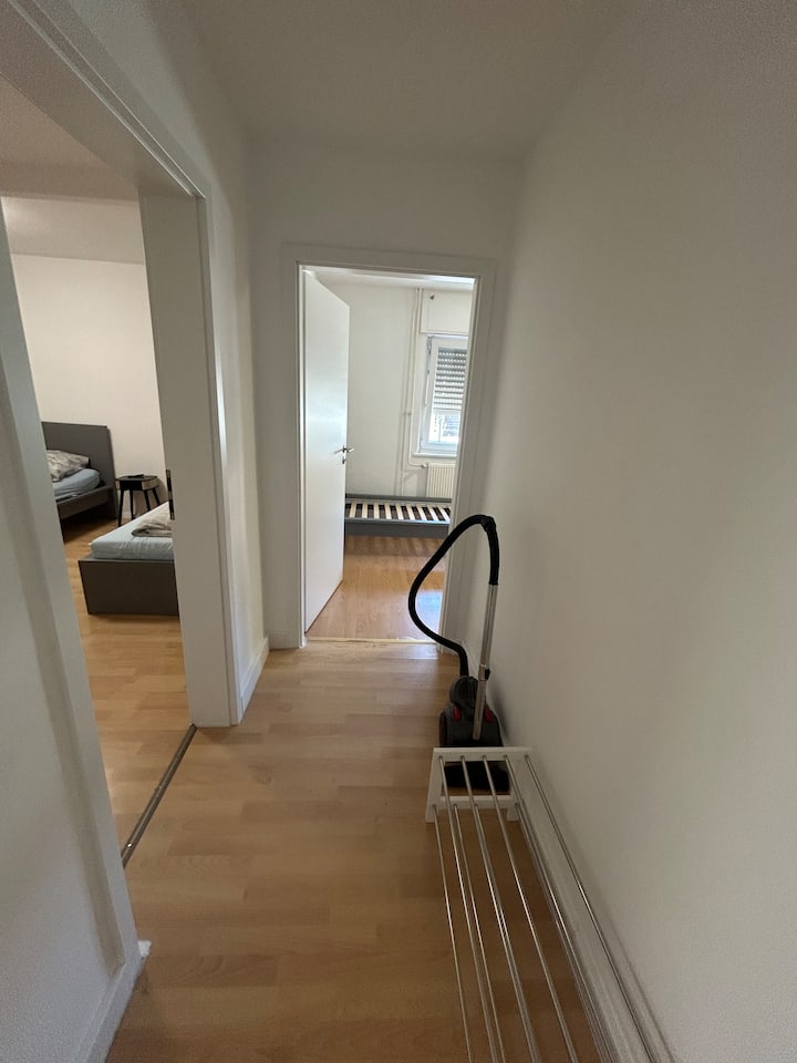 3 Bedrooms Furnished  Apartment Neu Isenburg - Frankfurt