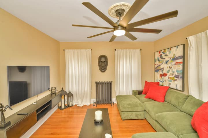 New! Upscale 3bed~parking~w&d~ Near Mbta - Hyde Park - Boston