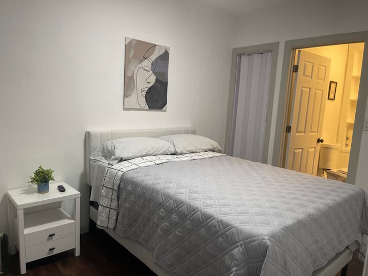 Cozy Apt For Short Or Long Term - Bethlehem, PA