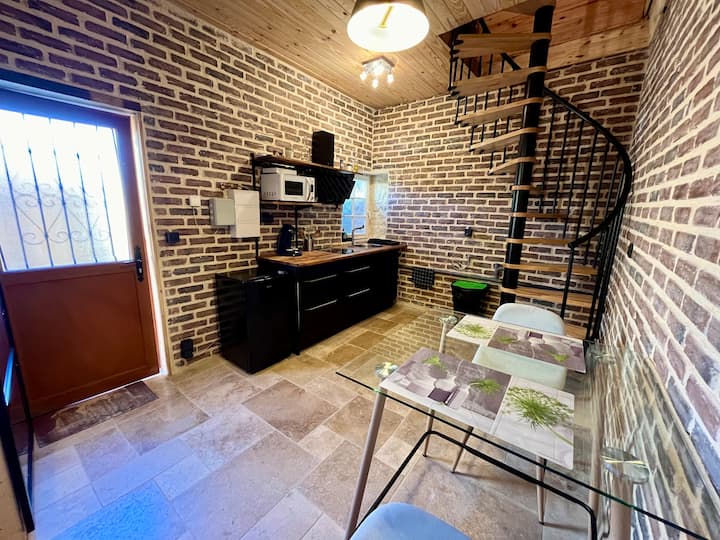 Maisonnette Calme Avec Jardin - Châtellerault