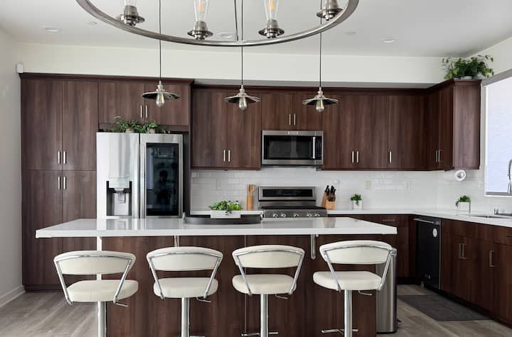 New! Modern Coastal Escape - Costa Mesa, CA