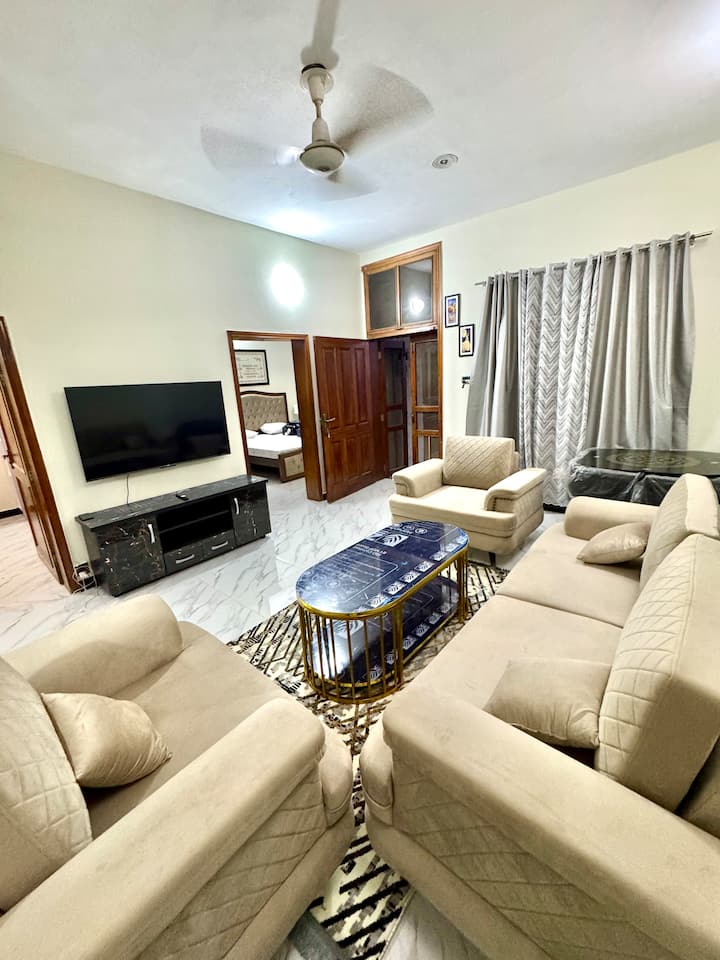 New Rennovated House With All Needed For Long Stay - Islamabad
