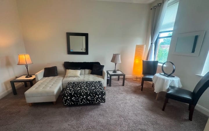 1br Downtown Greensboro Getaway - Greensboro, NC