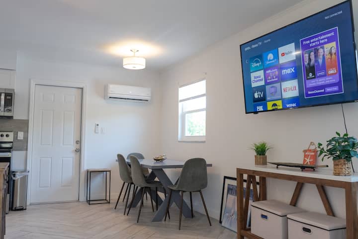 Cozy Apartment For 2 - Naples