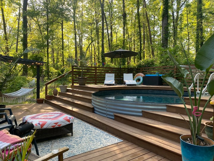 17 Acre Farmhouse W/ Heated Pool - Stockbridge