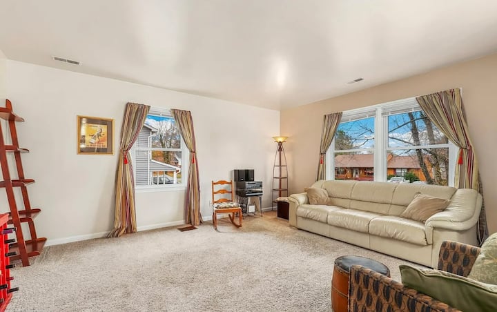 Entire Home @ Fredericksburg, Va - 弗雷德裏克斯堡