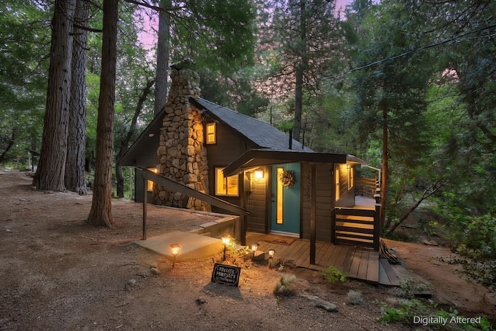 Crestline Creek Cottage - San Bernardino, CA