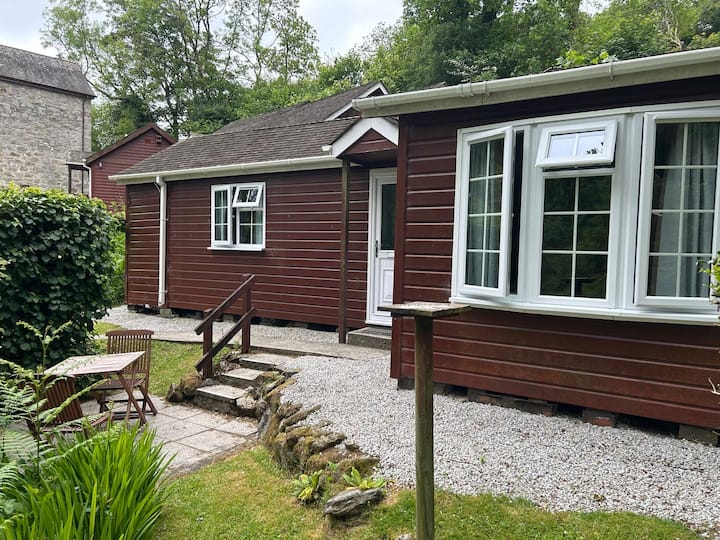 One Bedroomed Holiday Lodge Nr St Austell - St Austell