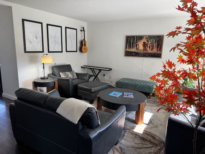 Elegant 3br 2bath W/ Patio | Great Location - Washington Park - Denver