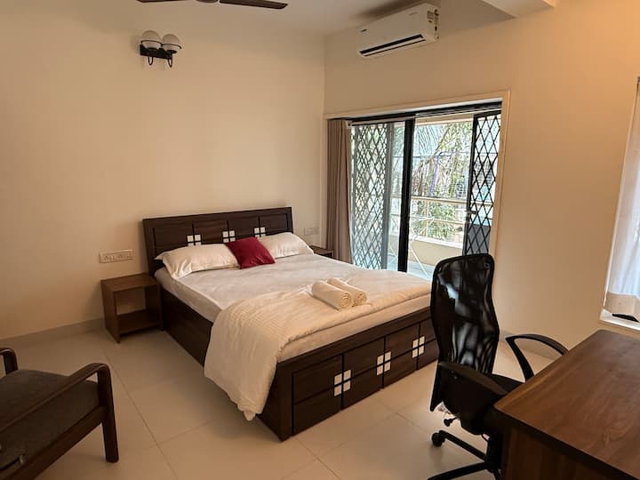 Su Casa - 1bhk In Centre Of Kp - Pune